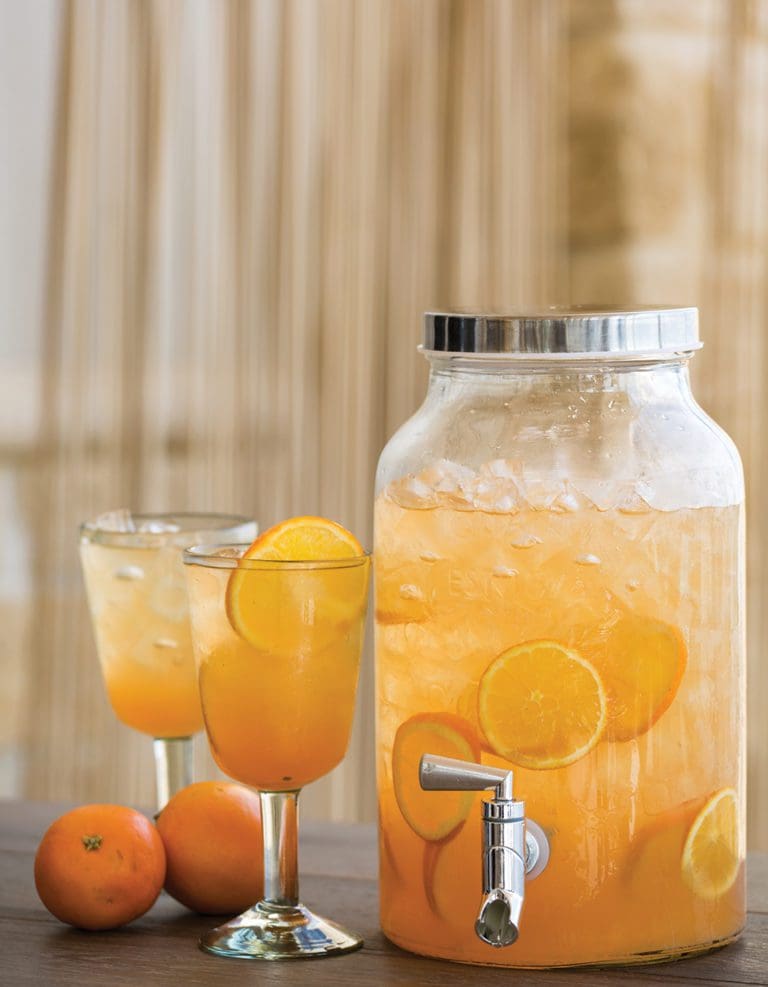 The Spread: Sangria Social | Flamingo Magazine