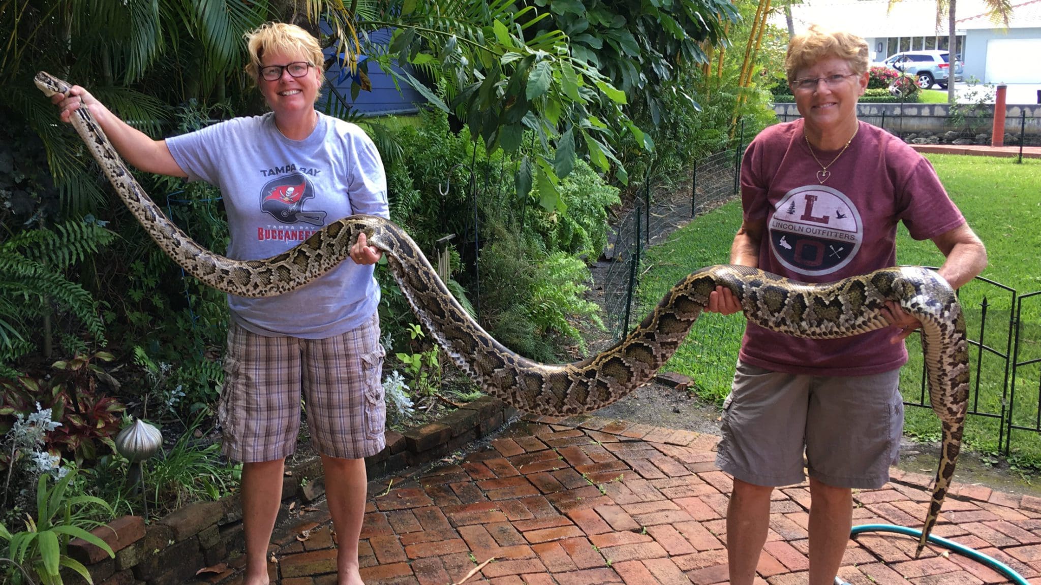 Hunting Pythons with the Ladies of the Glades | Flamingo Magazine
