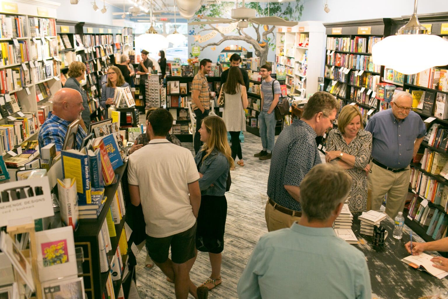 Calling All Readers (and Writers): 13 Favorite Florida Indie Bookstores ...